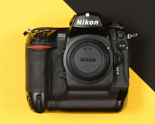 Nikon D2x — thomas eisl