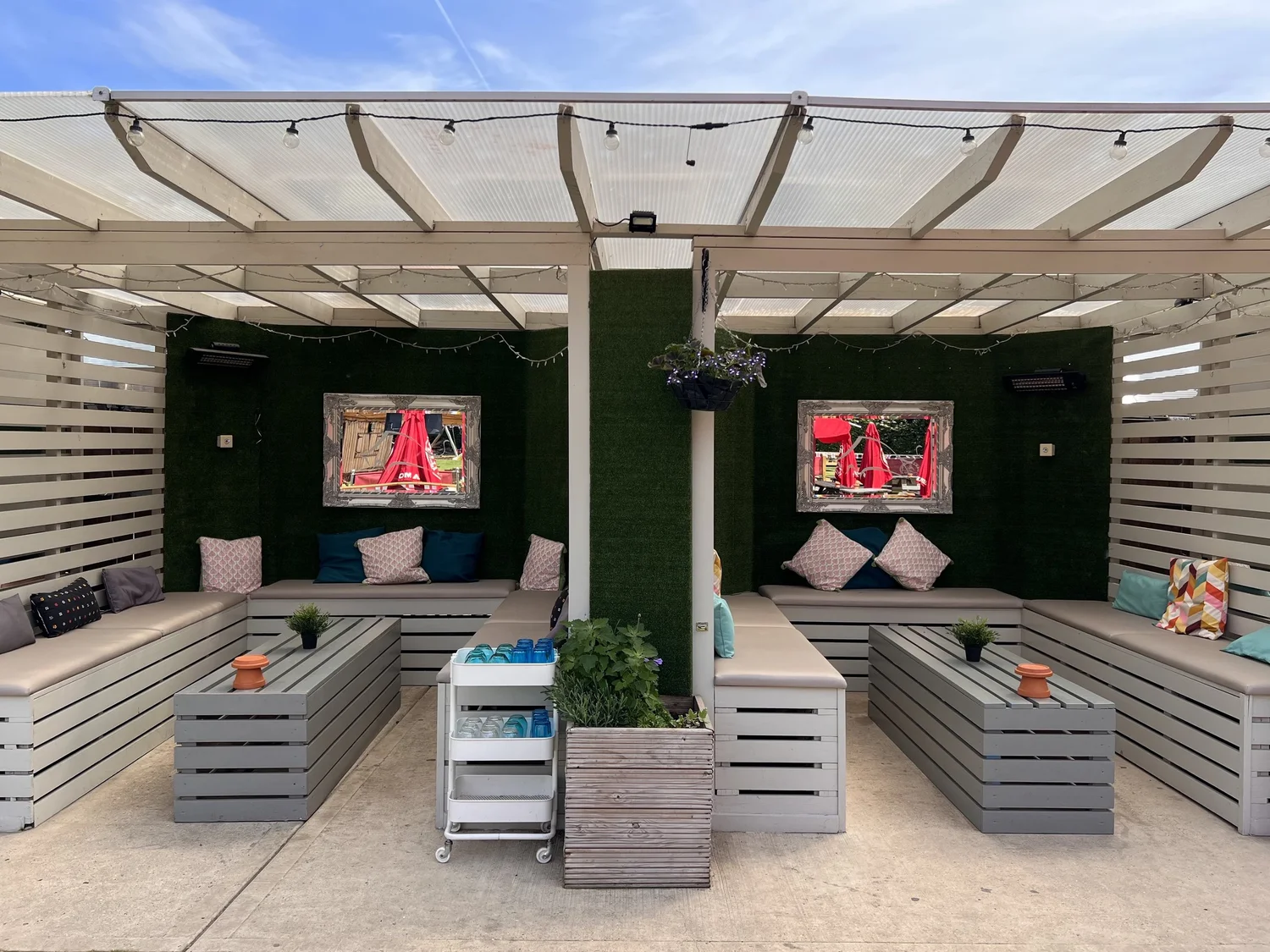 Garden Booth Hire — The Bull