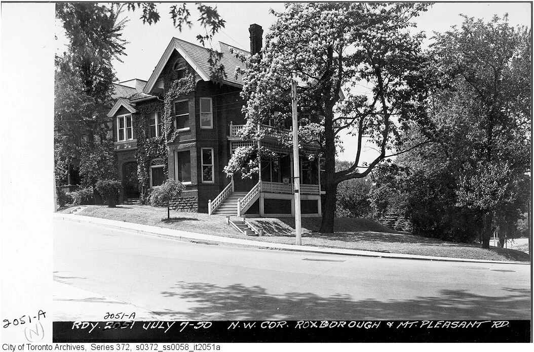 Roxborough Residence — Atkinson Architect