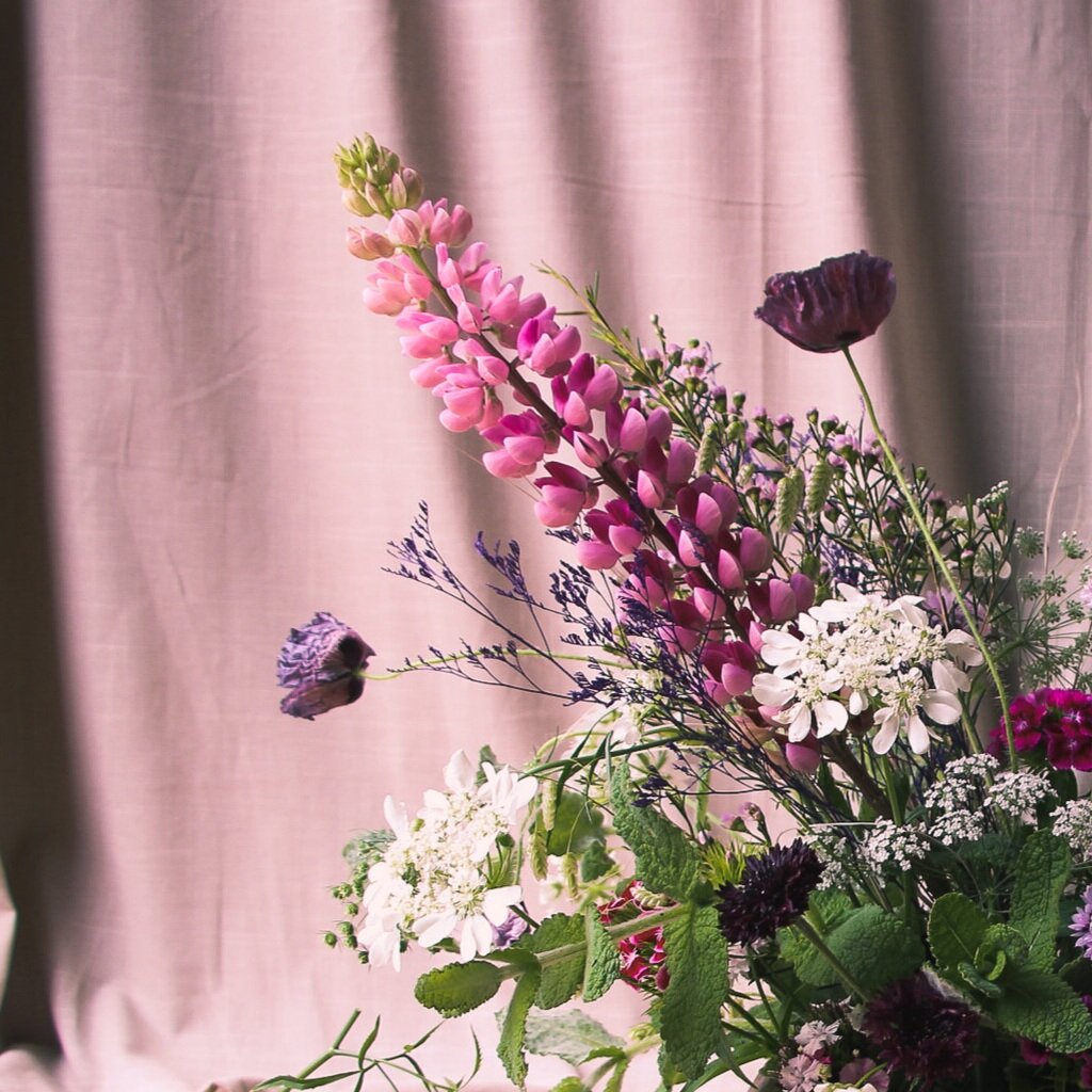 Bespoke floral design, flowers and gifts | Magic Flowers and Gifts