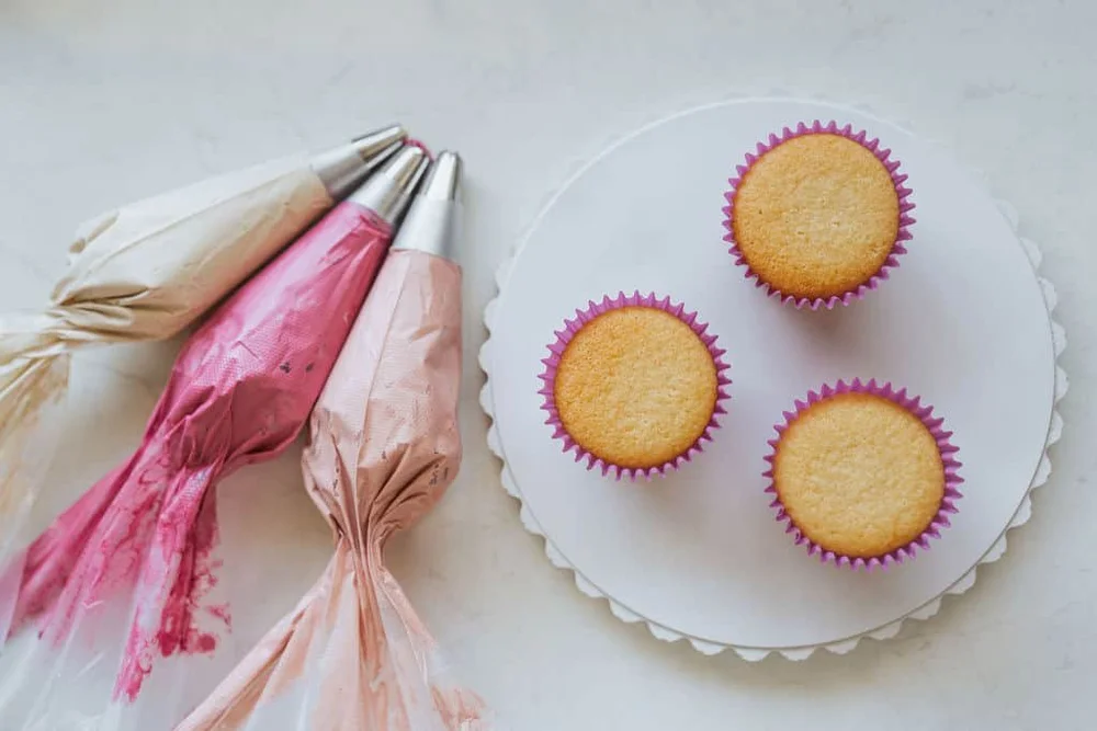 Online Cake Decorating Classes — Cas Watene & The Hummingbird Healing ...