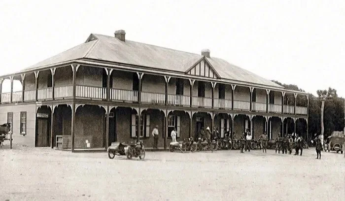 The Sir George c. 1852, Luxury Boutique Heritage Accommodation, Jugiong ...