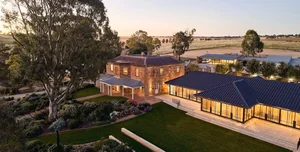 Kingsford The Barossa c. 1856 - Luxury Heritage Retreat Boutique ...
