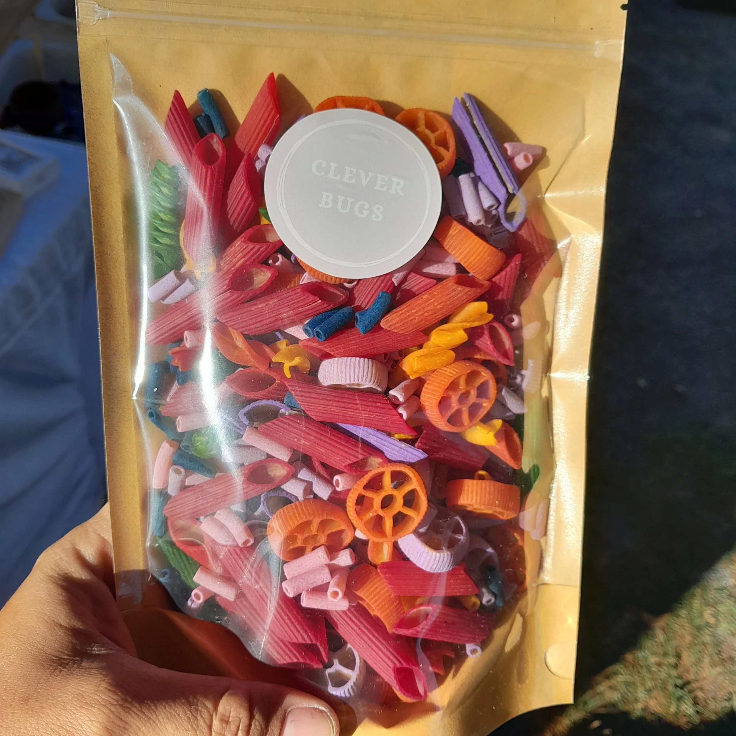 Jumbo Water Beads — Arts, Crafts, Nature and Sensory Play Resources - Clever Bugs