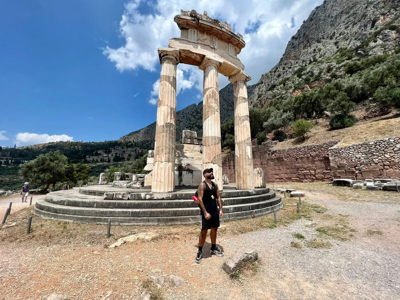 Oráculo de Delfos: o Templo de Apolo. — Chef Renato Caleffi