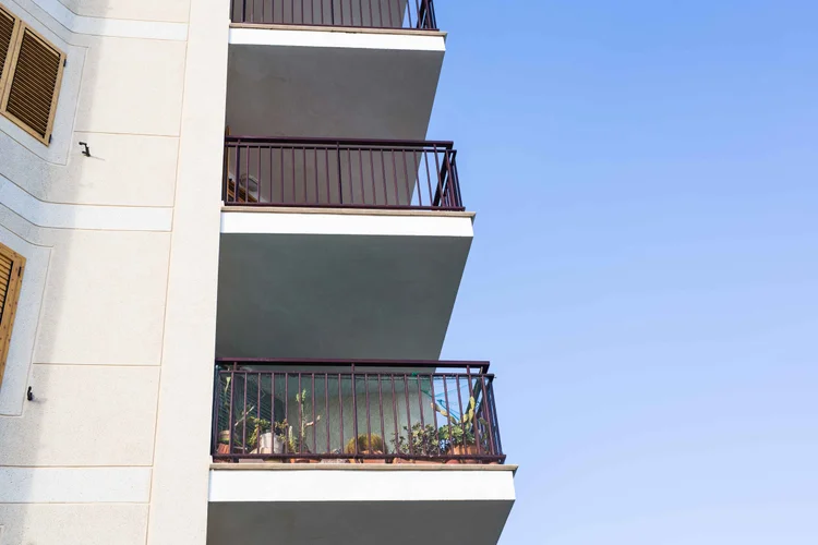 Understanding the 2025 California Balcony Code