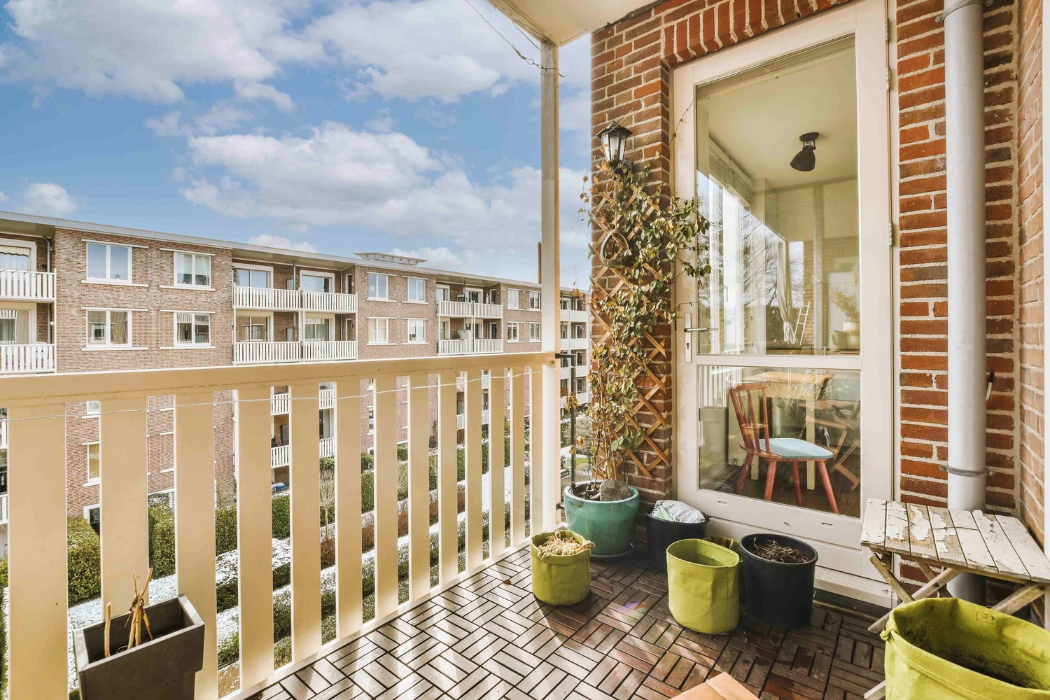 Understanding the 2025 California Balcony Code