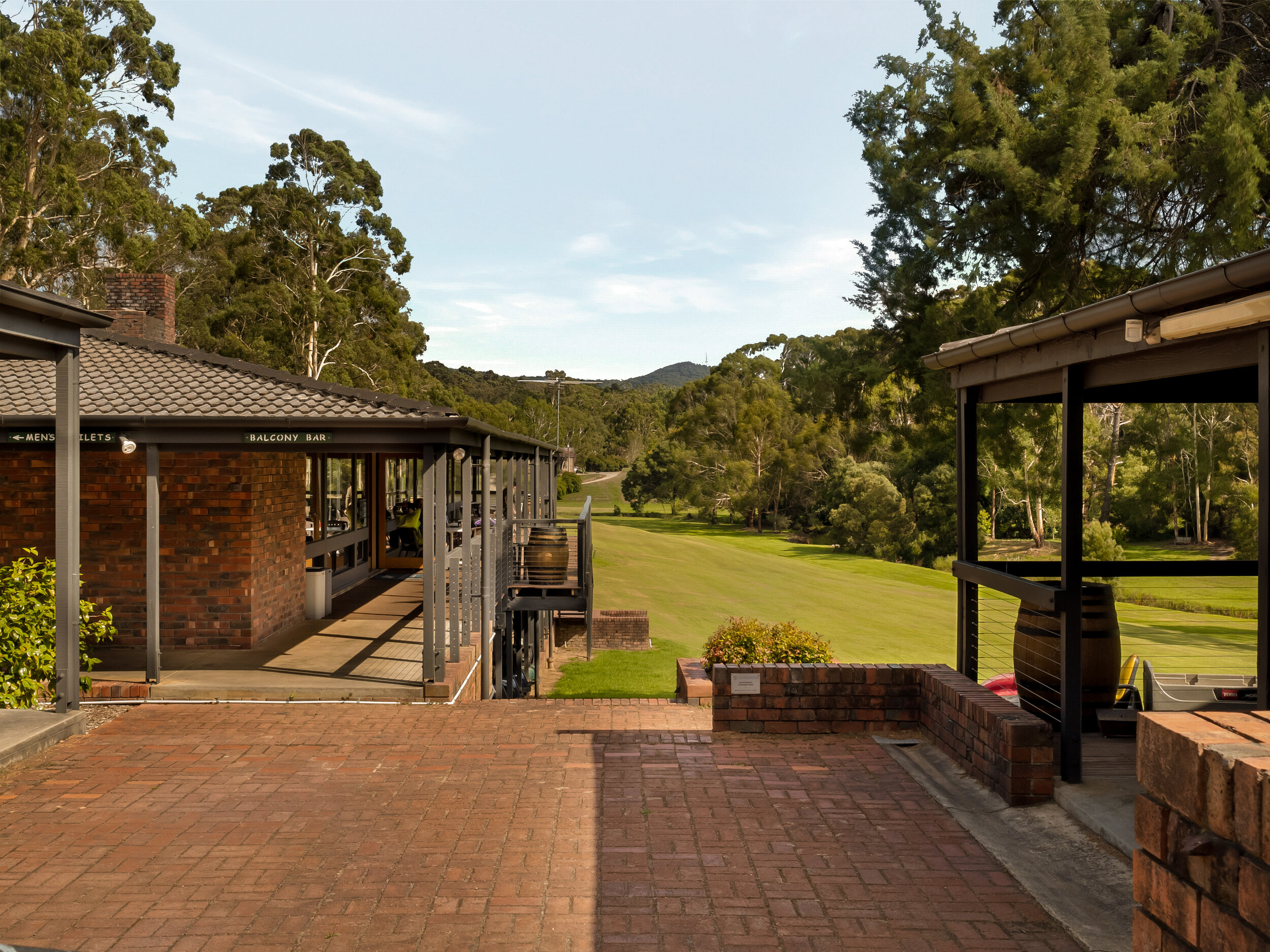 Stay — Mount Lofty Golf Estate