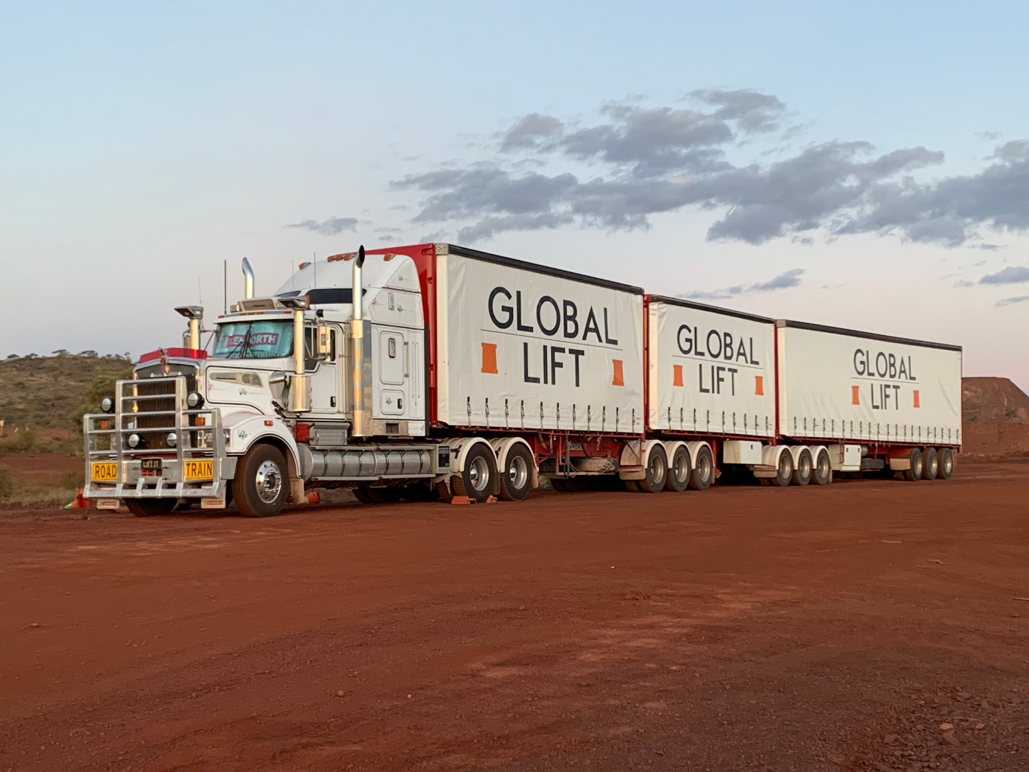 About Us — Global Lift