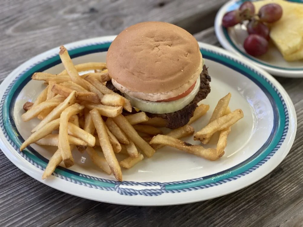 Cookie's BBQ Lunch Review on Castaway Cay — Gluten Free & Dairy Free at WDW