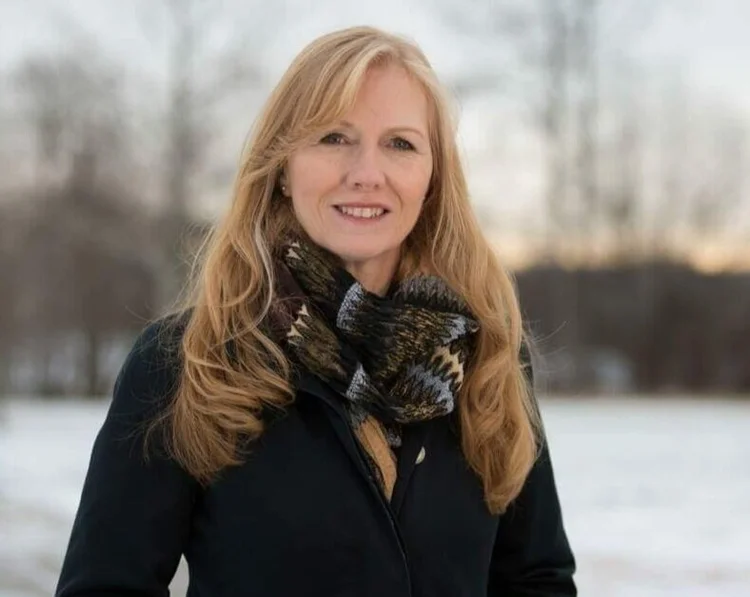 State Senator Stephanie Hansen