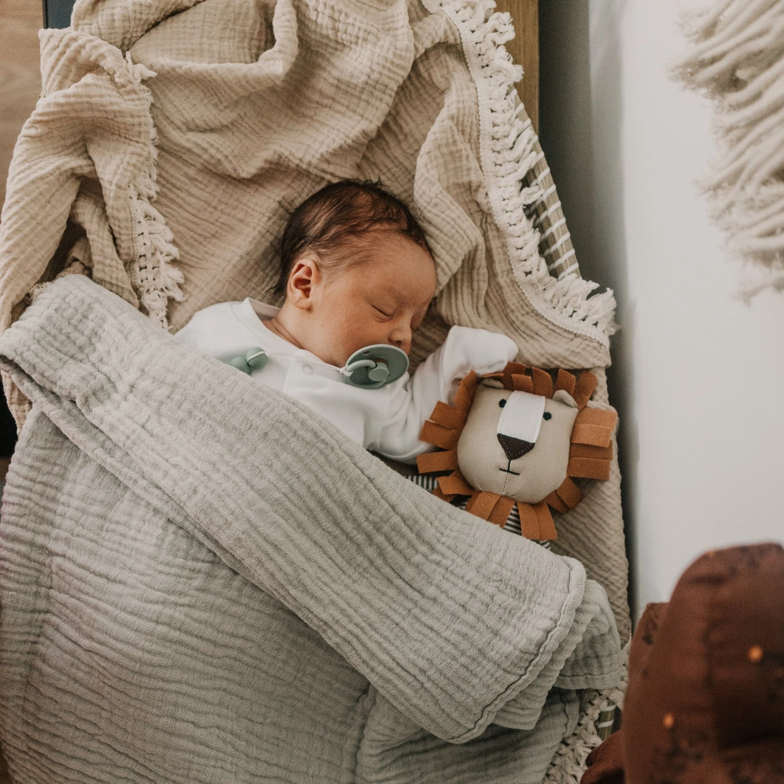 Should You Pay Your Nanny to Sleep? Here’s How to Have Successful ...