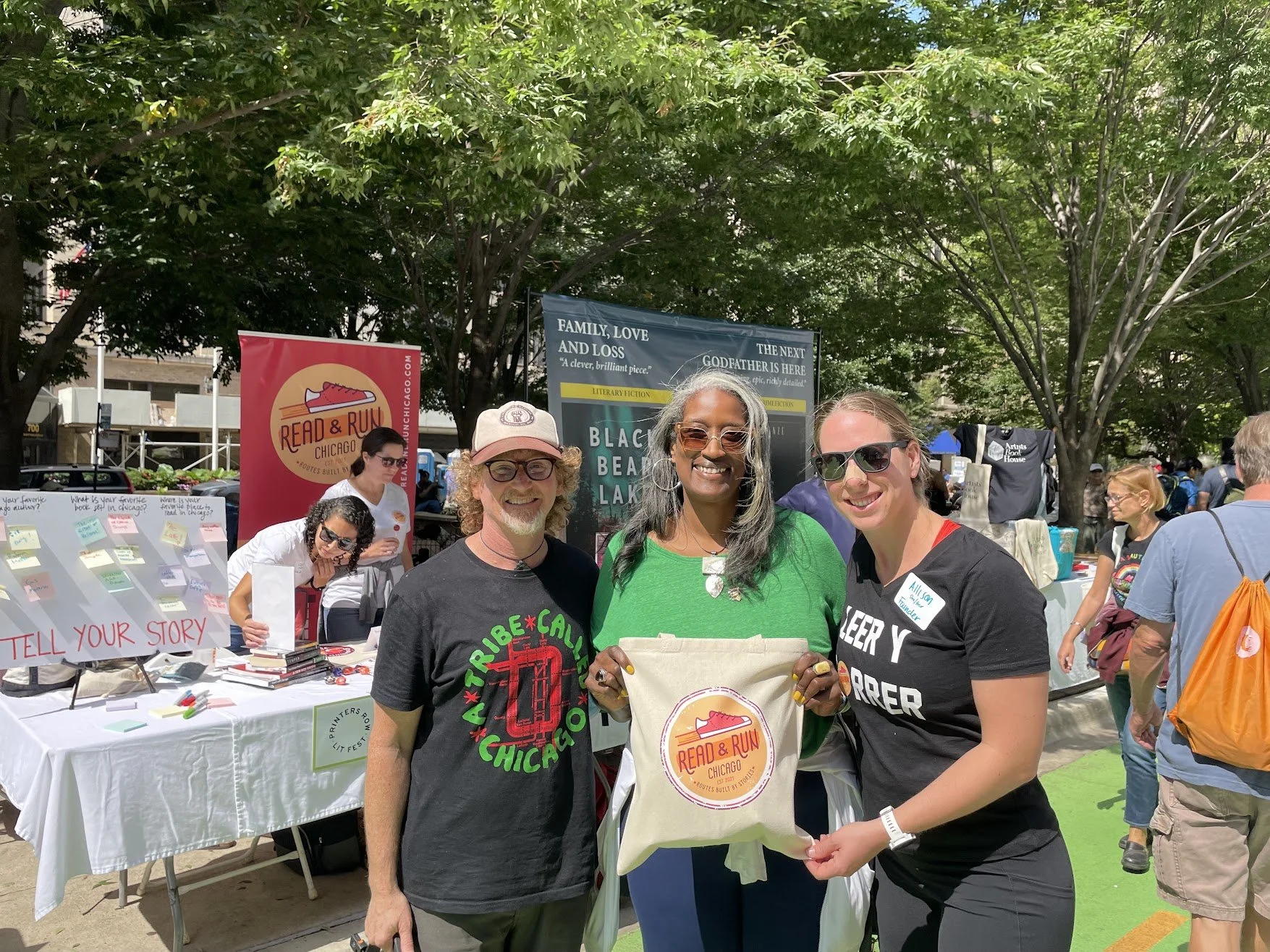 2025 Ultimate Guide to Chicago’s Literary Scene: Bookstores, Clubs ...