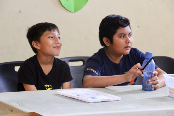 Teaching English In A Classroom With Little To No Technology — Na'atik ...