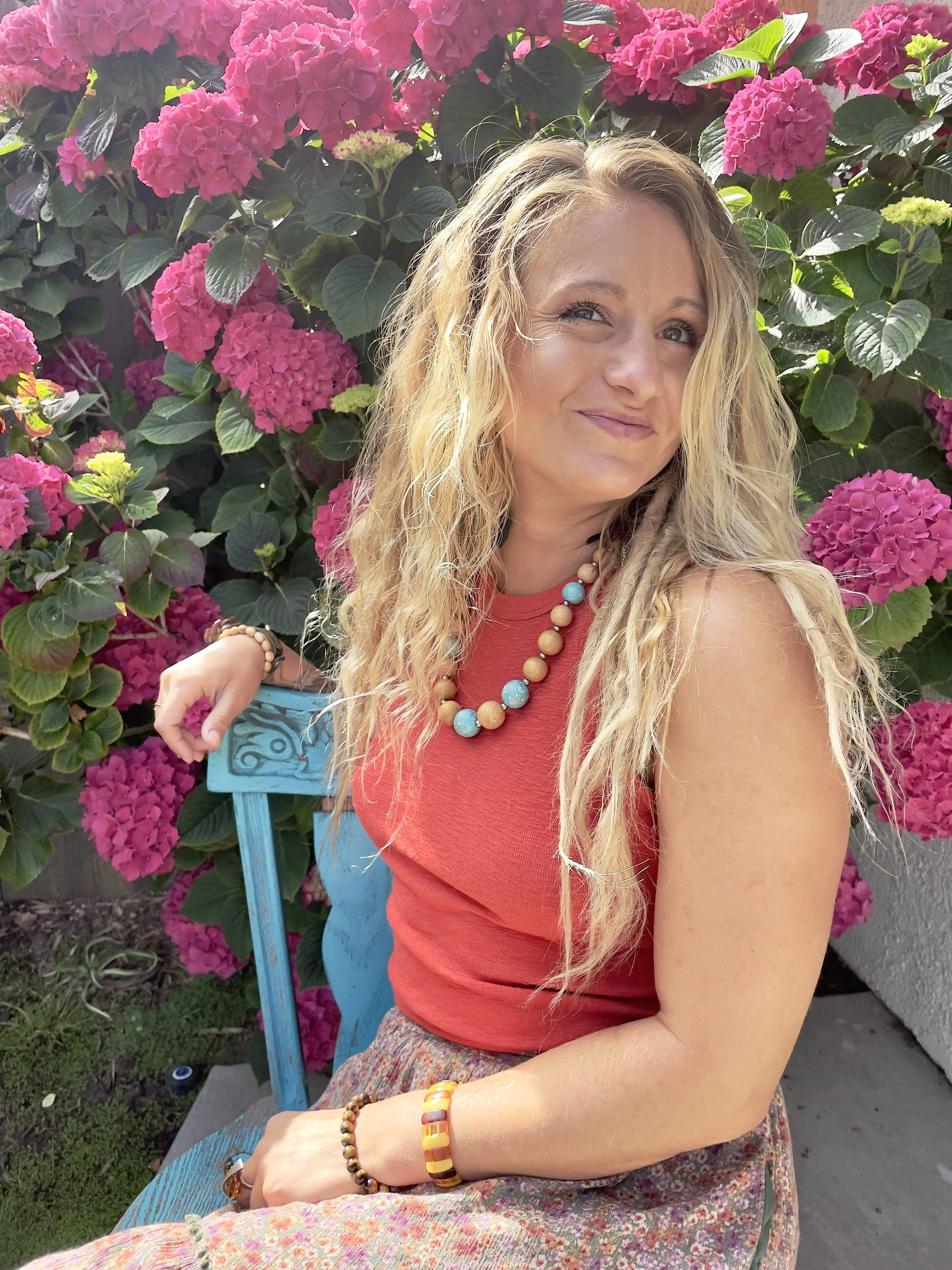 Therapist — Elizabeth Sanchez Therapy