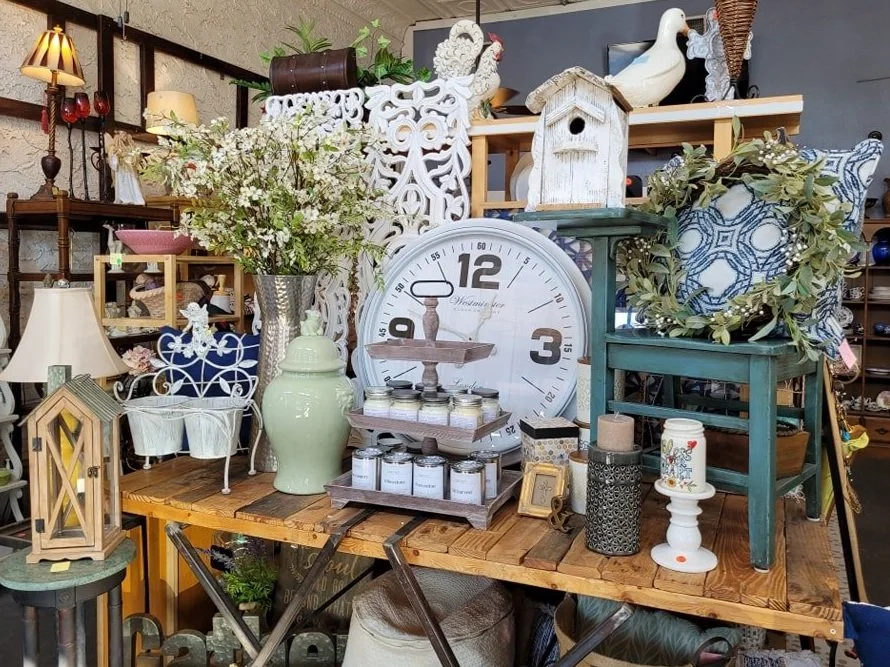 Resale Stores — Grace Bridge