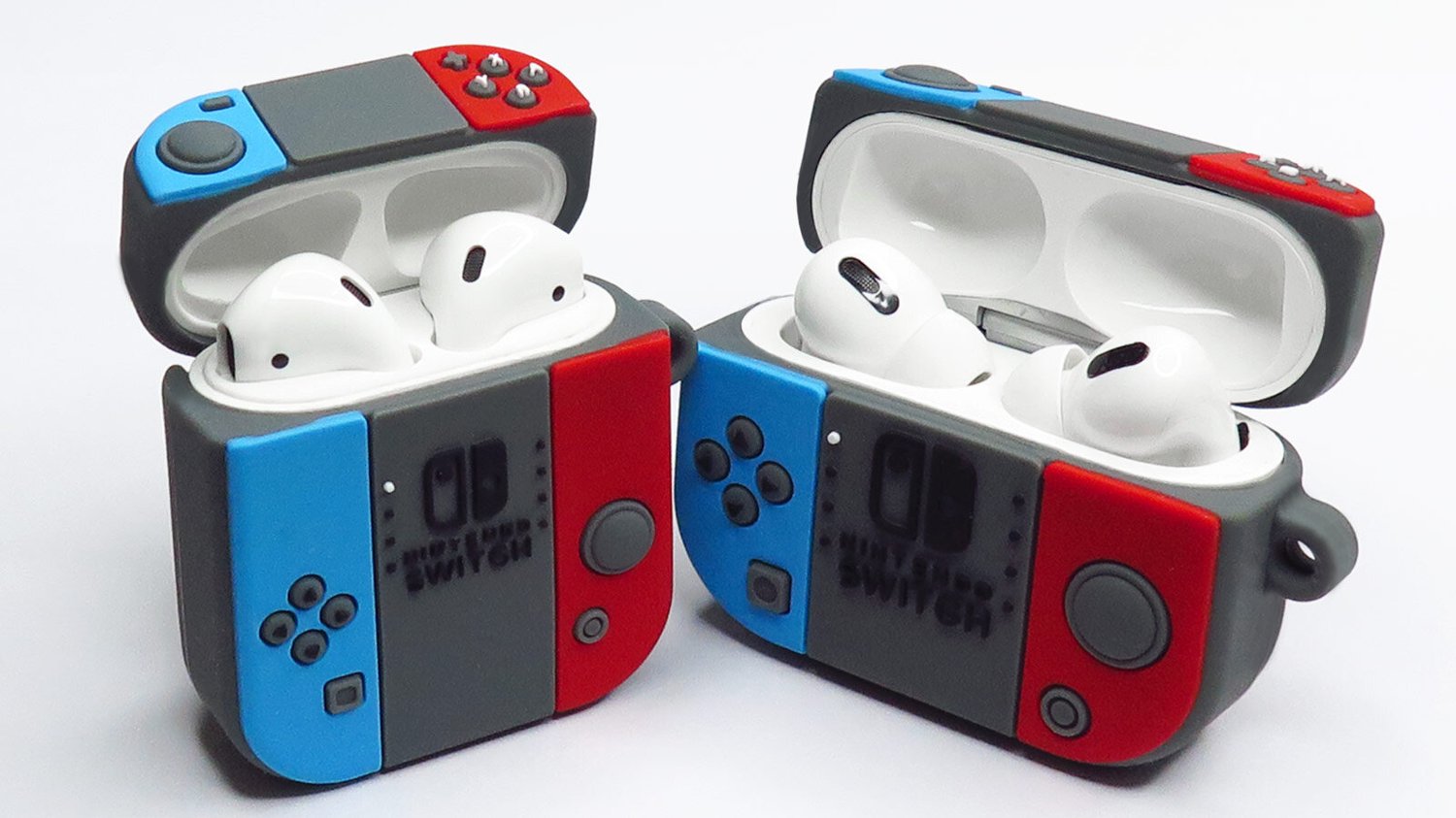 absolute-magic.com - Retro Styled "AM/FM Radio" AirPod Case for the ...