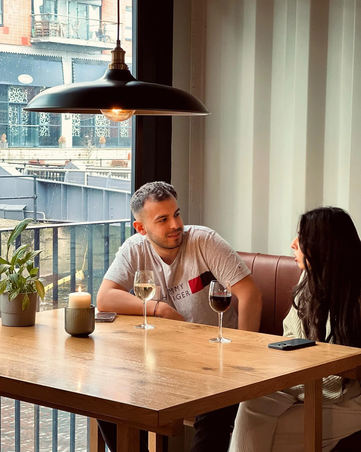 CANARY BAR - Bar & kitchen, nested in Leeds Dock