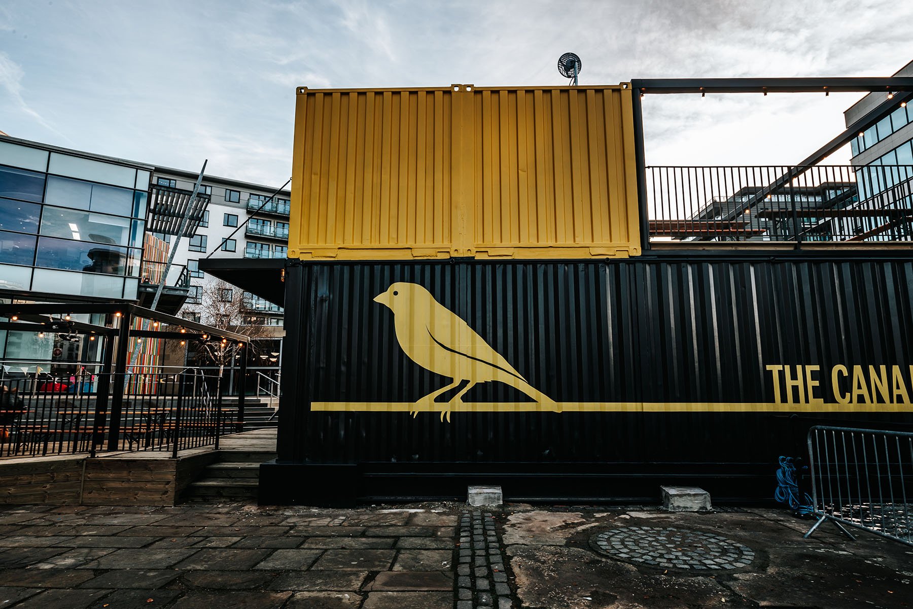 CANARY BAR - Bar & kitchen, nested in Leeds Dock