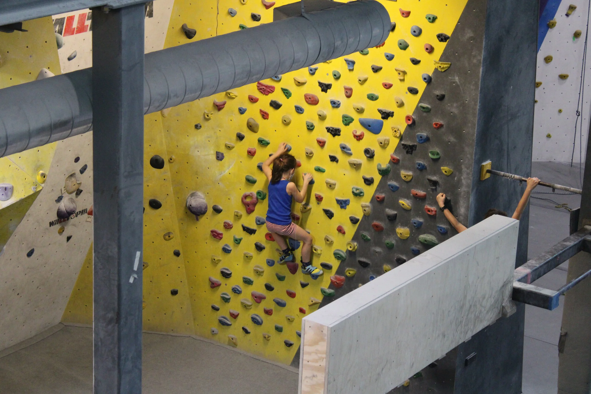 Essex Rock Climbing Gym | MetroRock Vermont | Indoor & Outdoor Rock ...