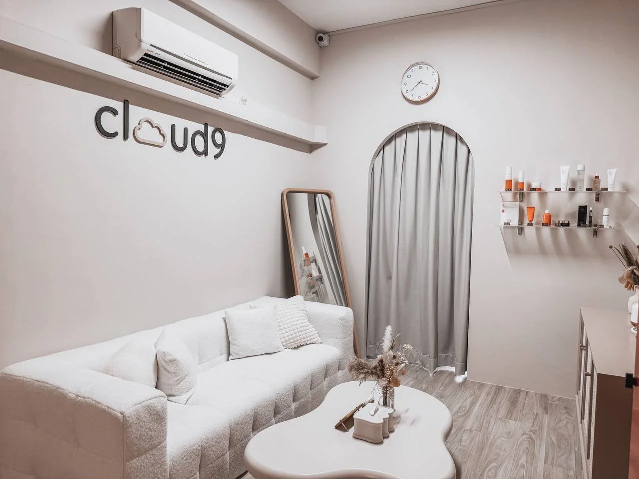 cloud9 beauty bar — women-only beauty salon
