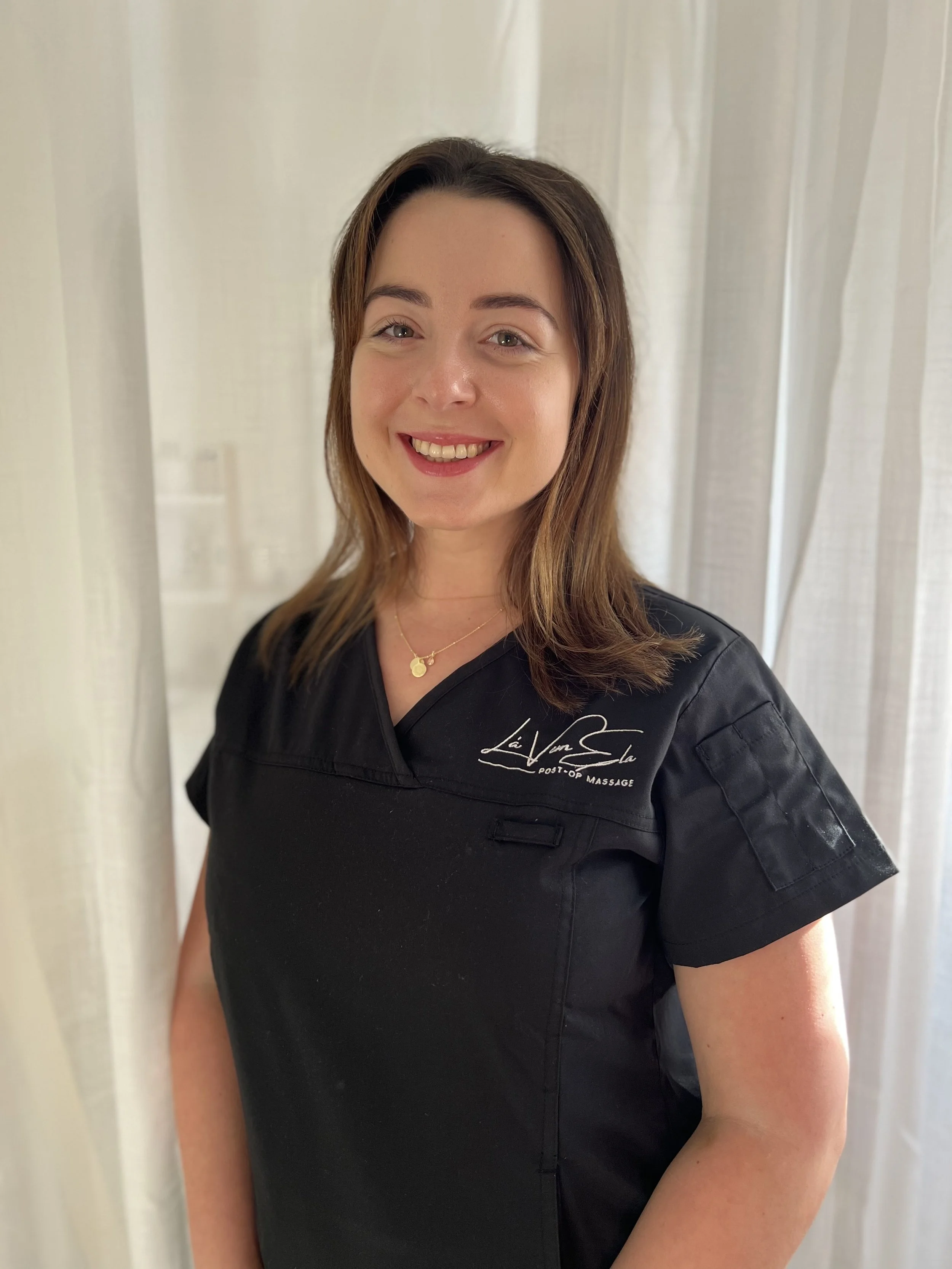 Team — Lá Vem Ela