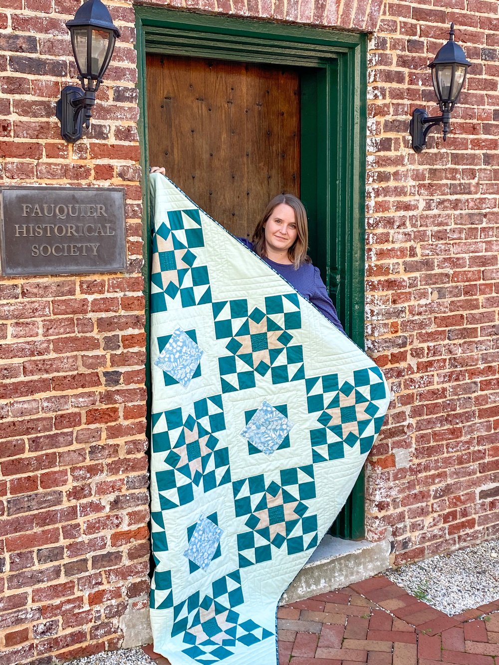 Showcase Quilt Pattern — Love Sew Modern