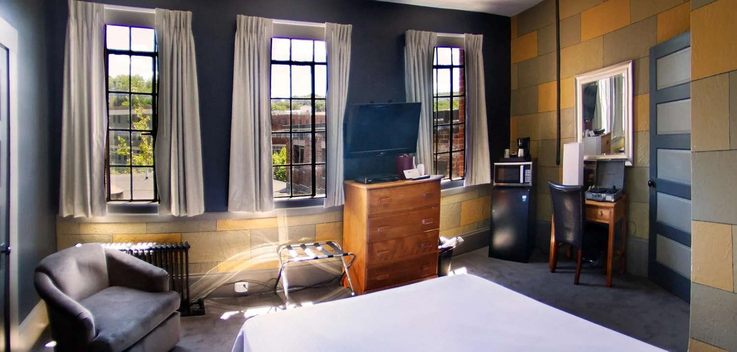 Rooms — Latchis Hotel