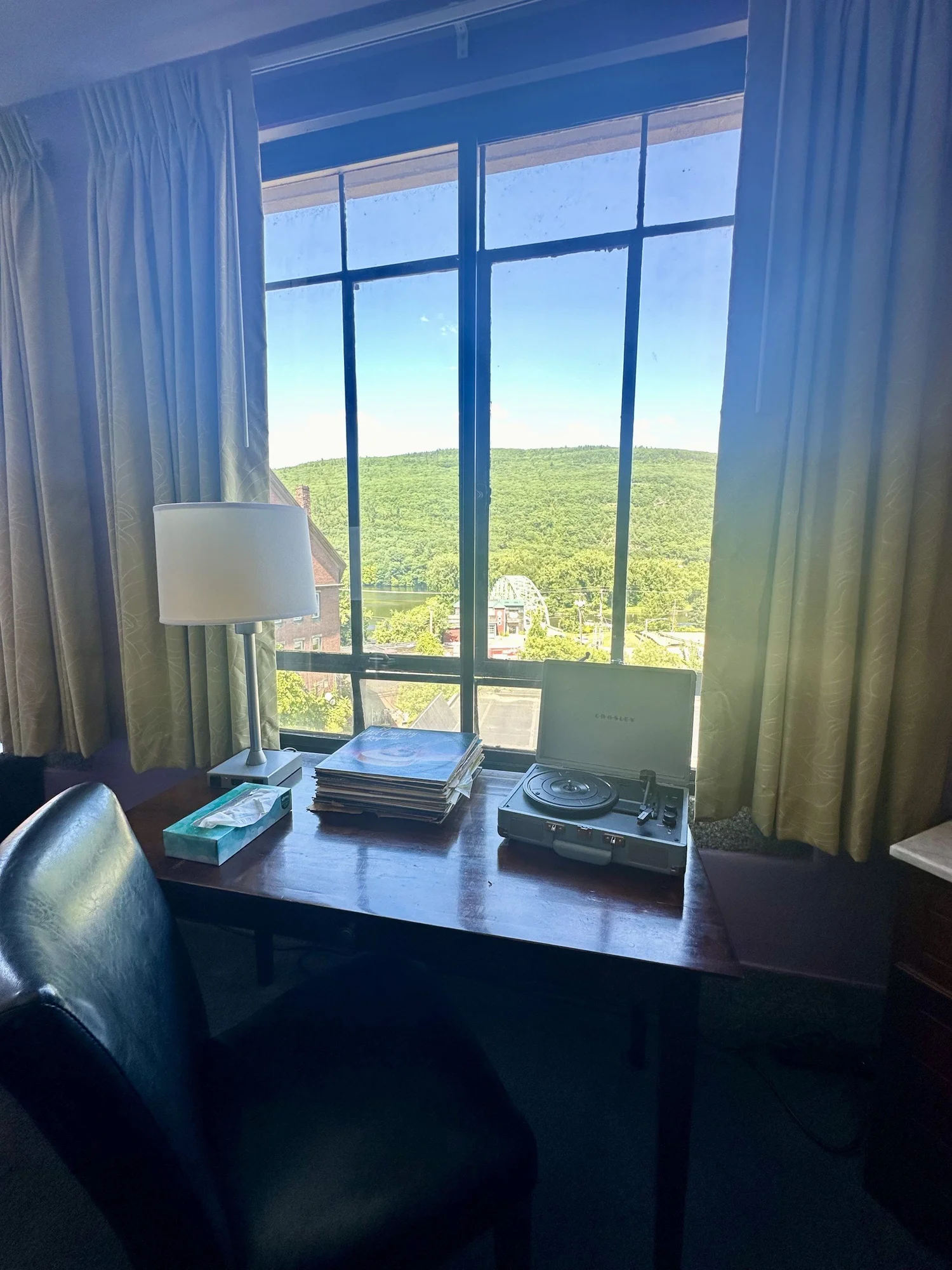 Rooms — Latchis Hotel