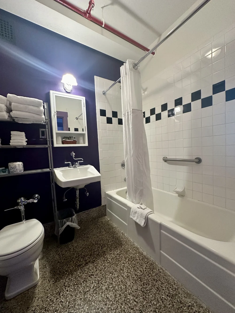 Rooms — Latchis Hotel