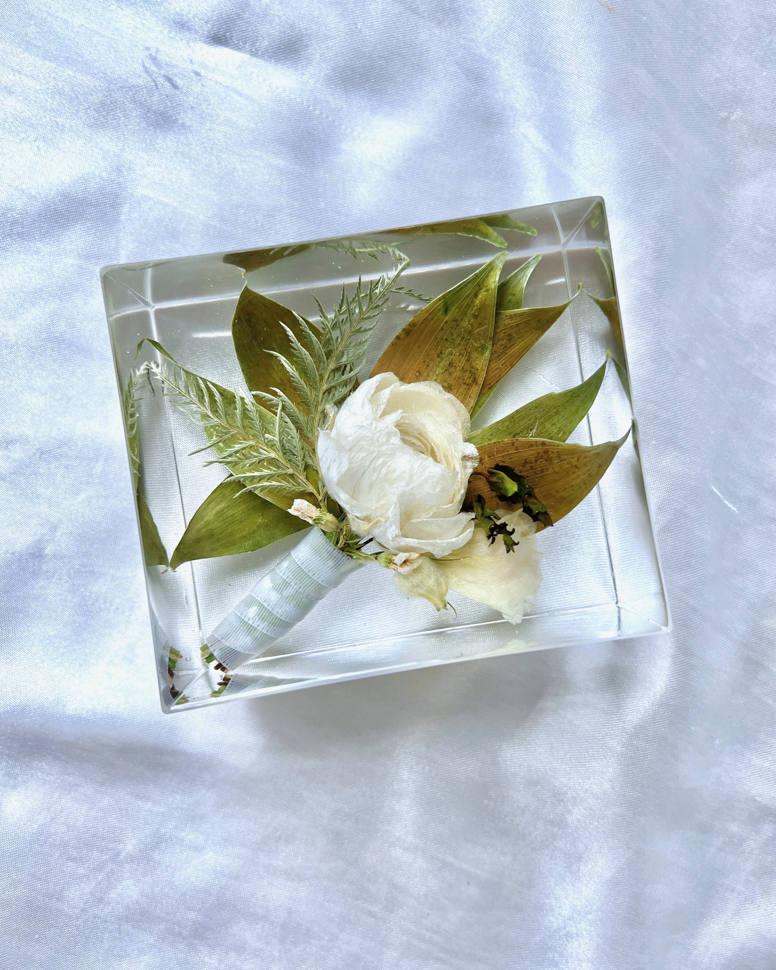 Wedding Invitation Art with Preserved Flowers — MarinaMakesArt - Modern ...