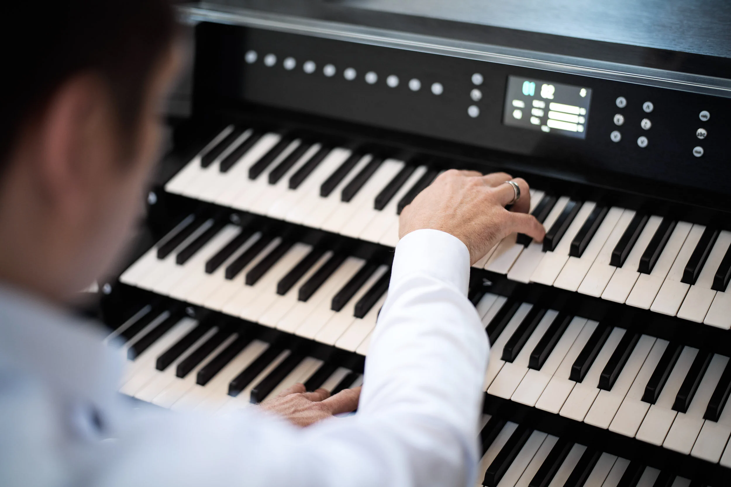 CHRISTIAN BISCHOF | ORGANIST