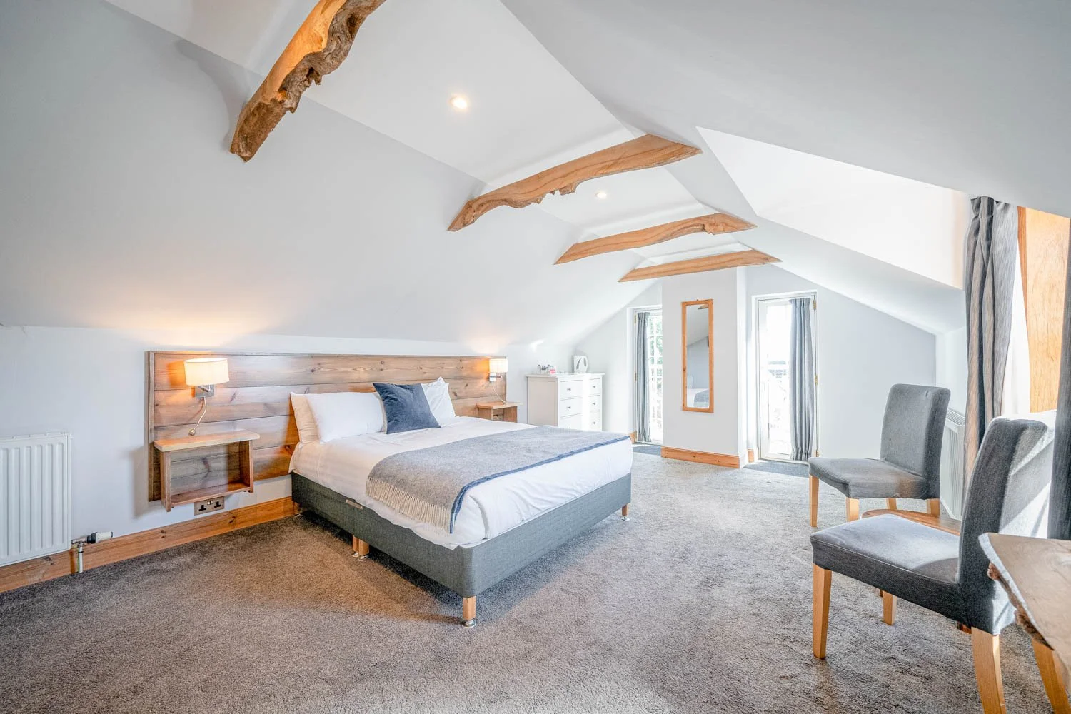 B&B Accommodation — The Oak Tree Inn