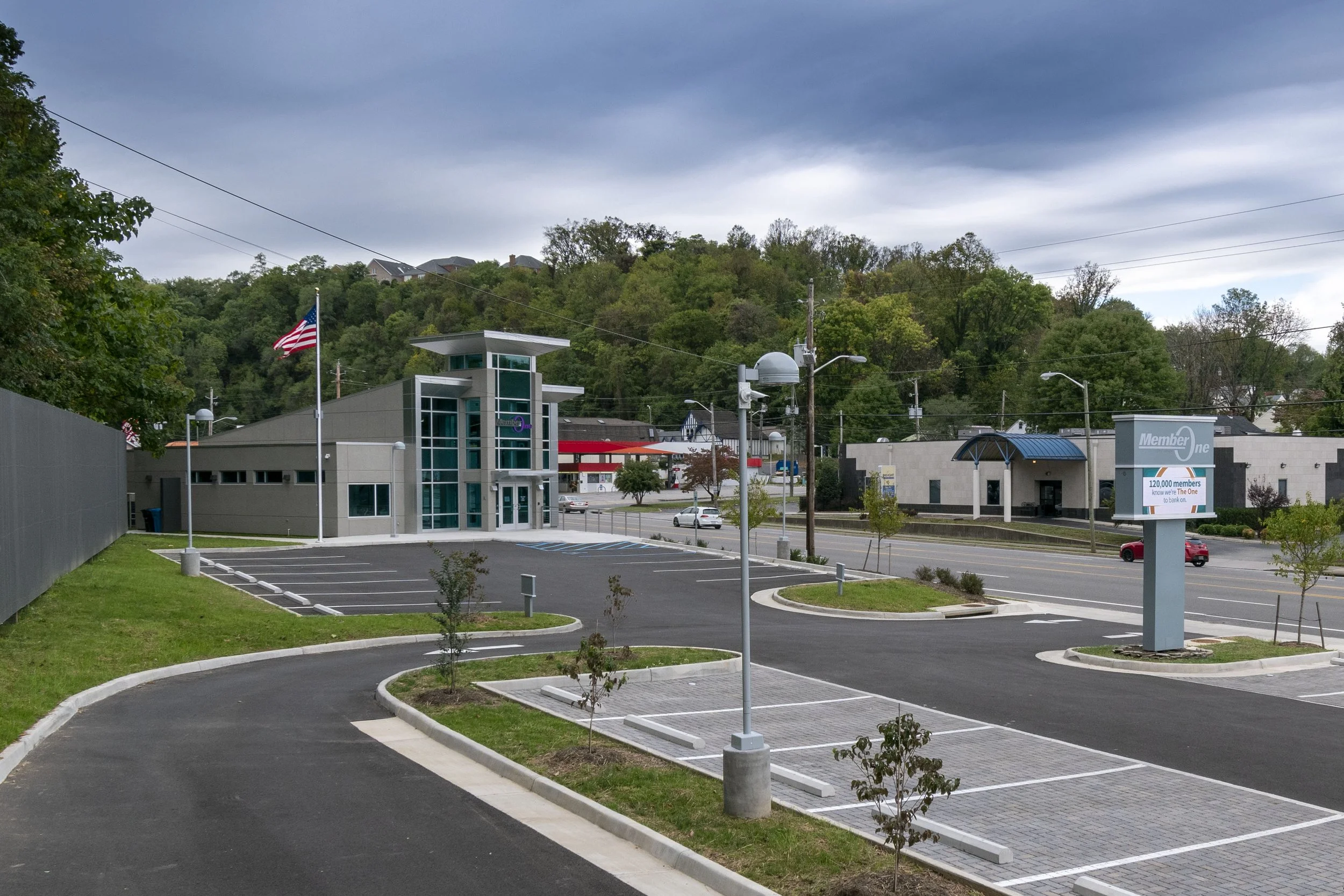 Member One FCU - South Roanoke Branch — Interactive Design Group