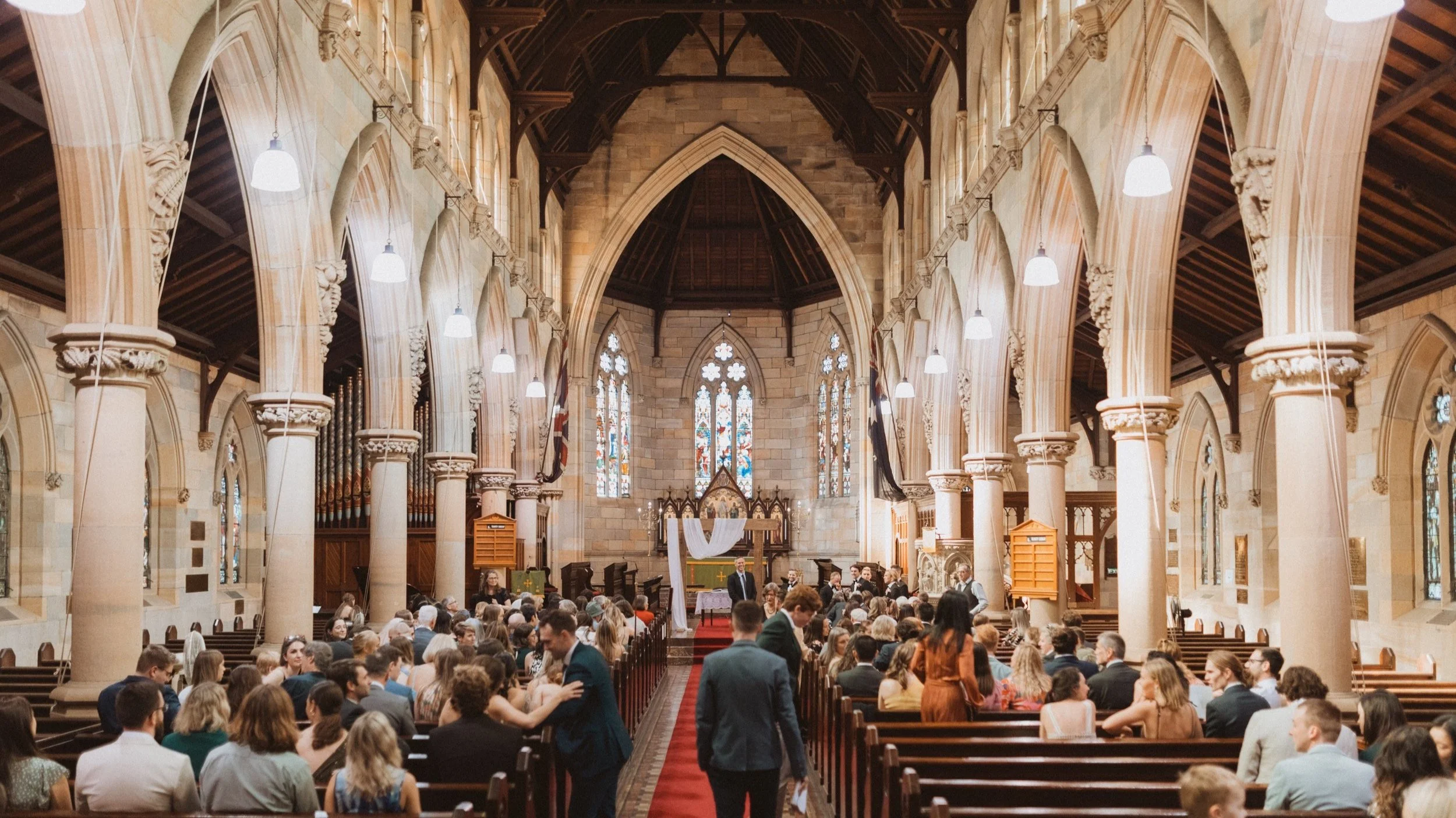 All saints church wedding | Beachweddingtips.com