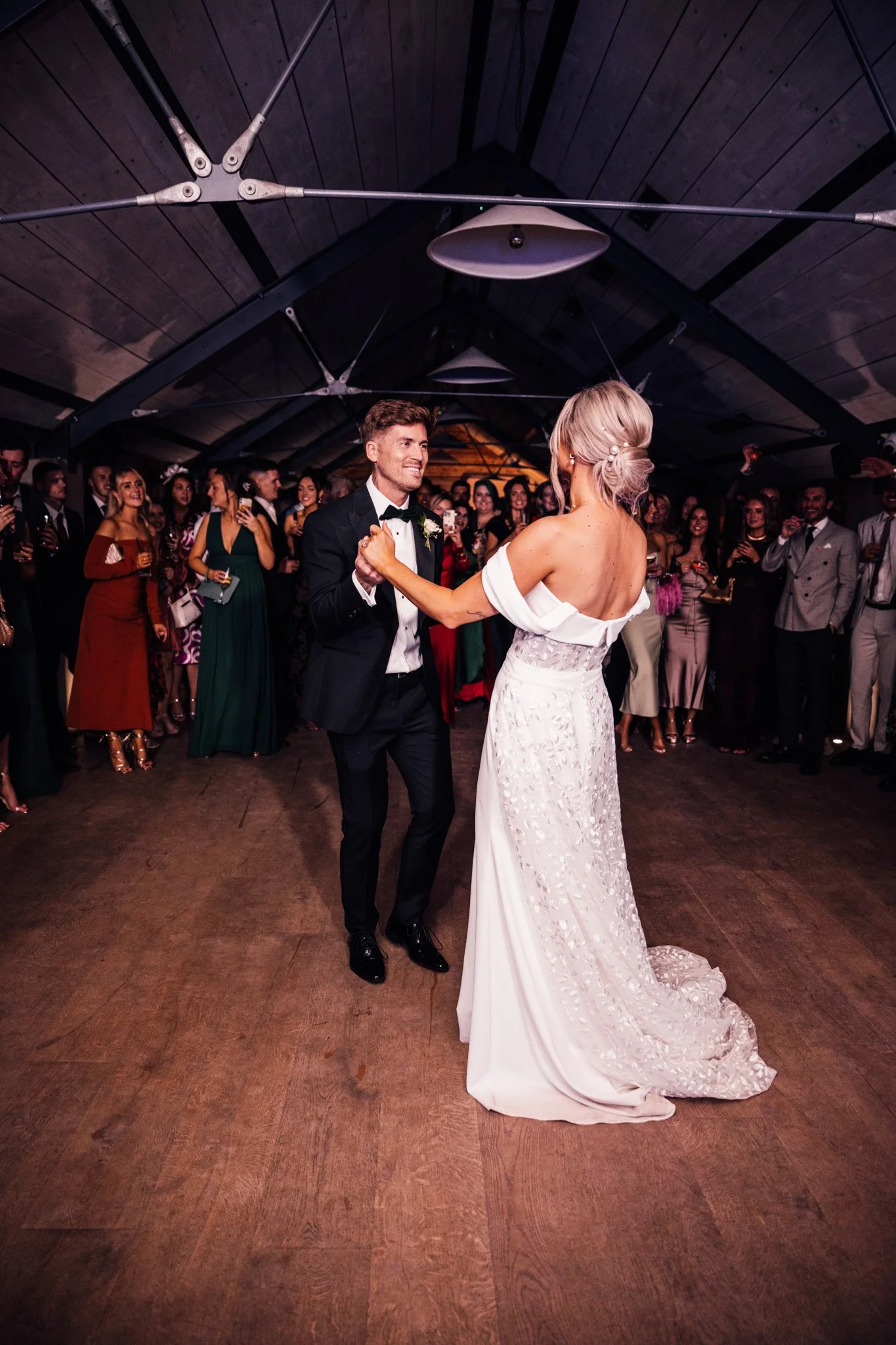 Autumn wedding at Grangefields in Derbyshire — Amy Elizabeth Photo
