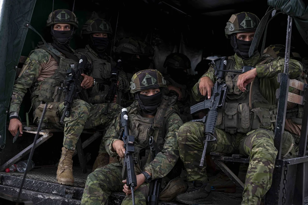 Guerra reaccionaria en Ecuador — Ojalá