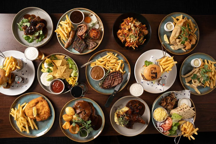 Eat & Drink — The Salisbury Hotel