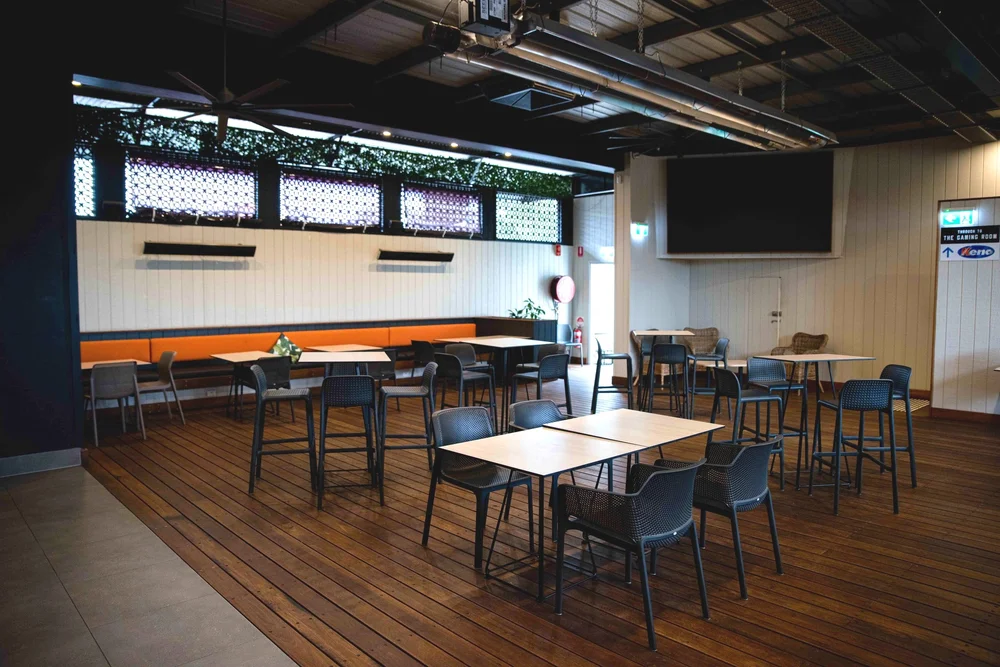 The Salisbury Hotel - Pub Dining & Sports Bar Salisbury SA