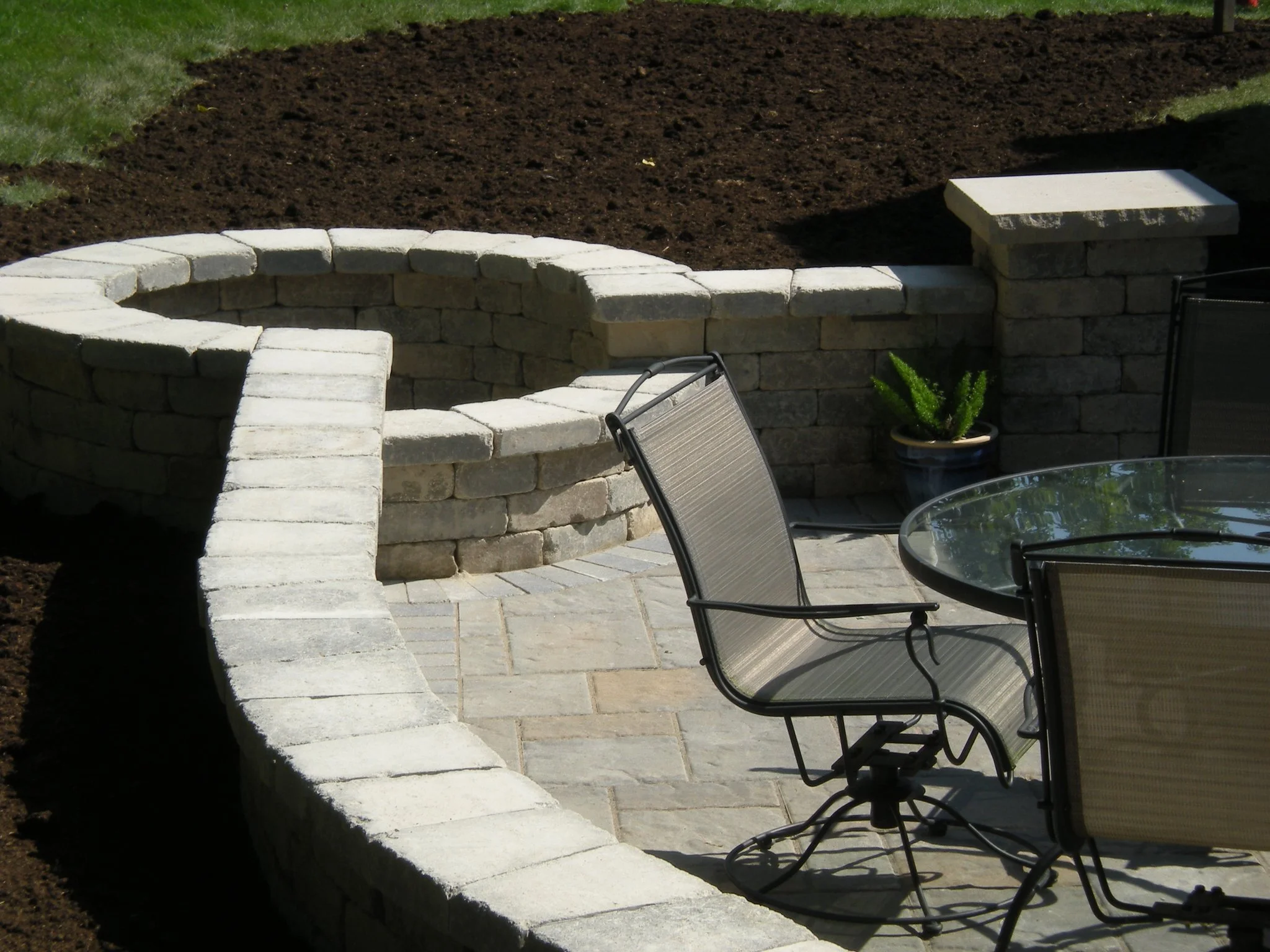 Solutions Landscapes & Designs