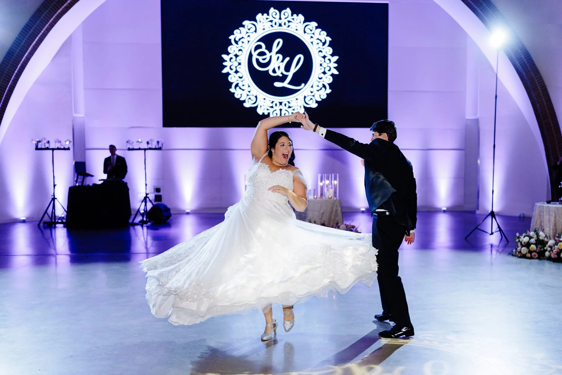 Wedding Reception at The Revelry — PARKSPICTURES PHOTOGRAPHY