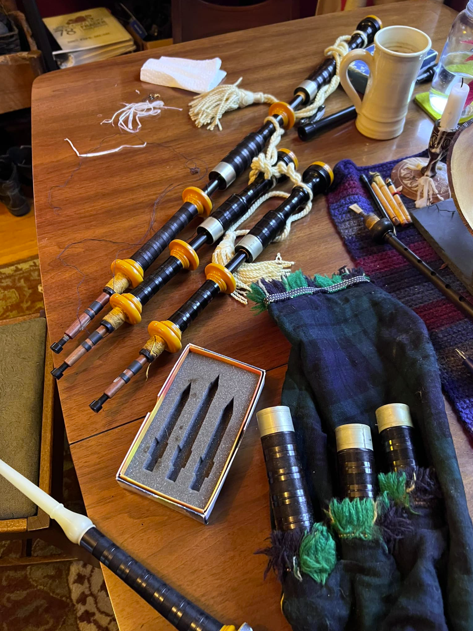 How do Bagpipes Work? — Rochester Bagpiper