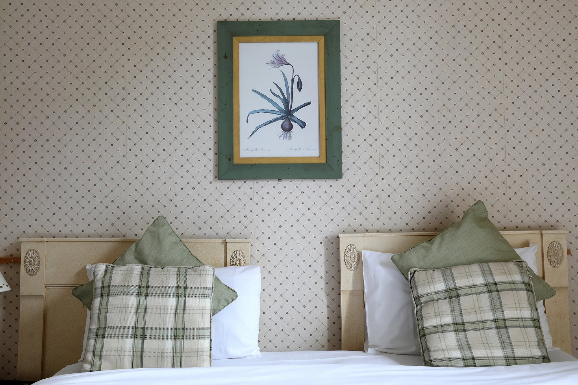 Small Double Rooms — Kingsknowe Hotel