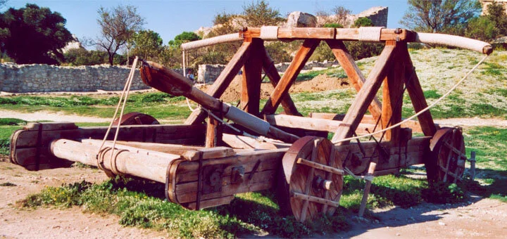 Medieval Weapons - DiscoverMiddleAges