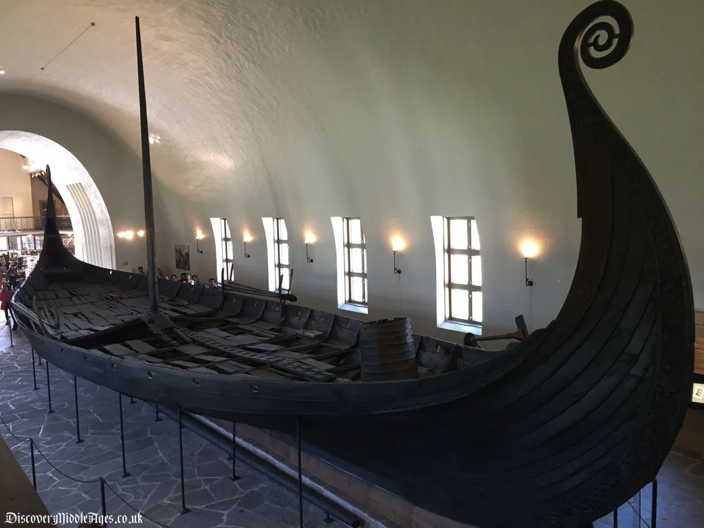 Viking Ships - DiscoverMiddleAges