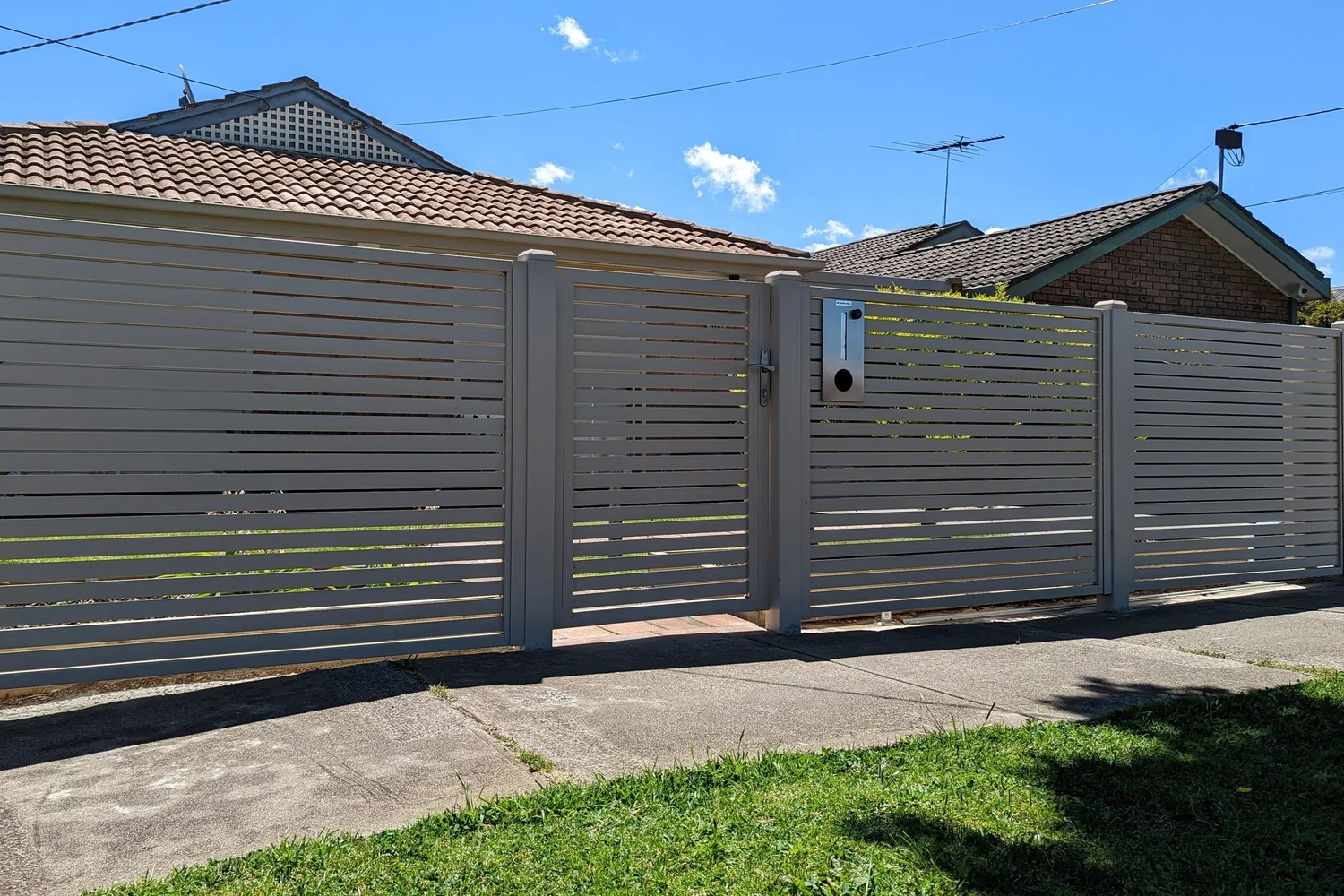 Fence Contractors | Melbourne Fencing Experts
