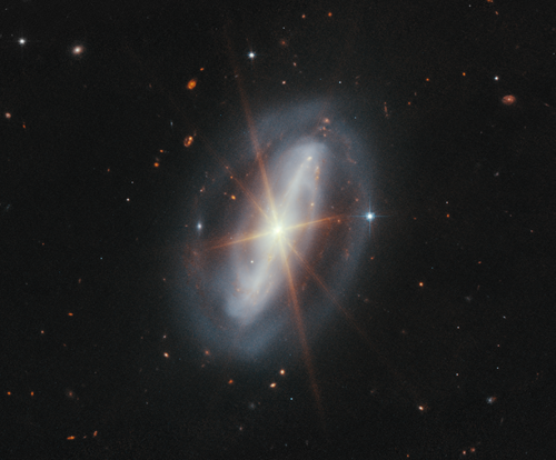 NGC 6543 - The Cat’s Eye Nebula w/ NGC 6522 (14.6 hours in LRGB ...