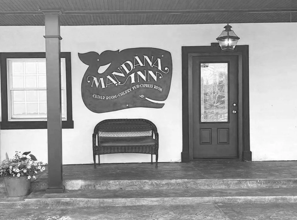 Mandana Inn