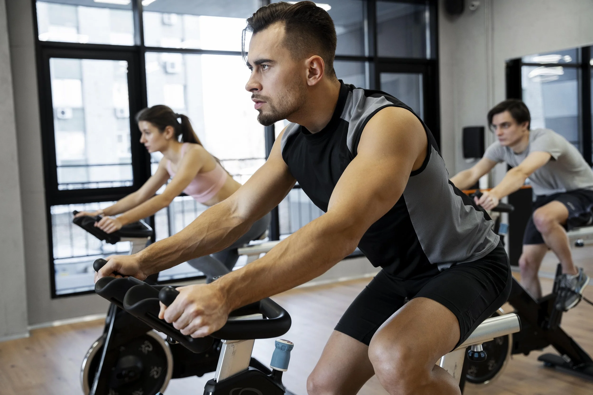 How Cardio & Strength Training Work Together For Weight Loss — One ...