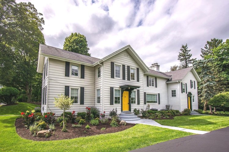 Bailey House Bed & Breakfast